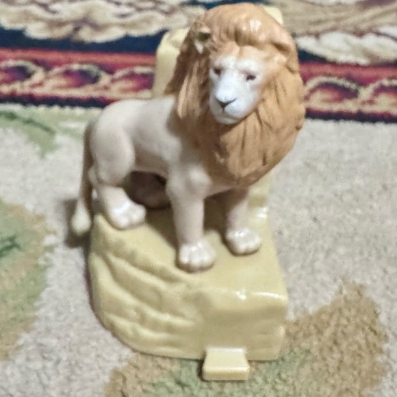 Toys | Mcdonalds Majestic Simba Figurine Cream And Tan | Poshmark